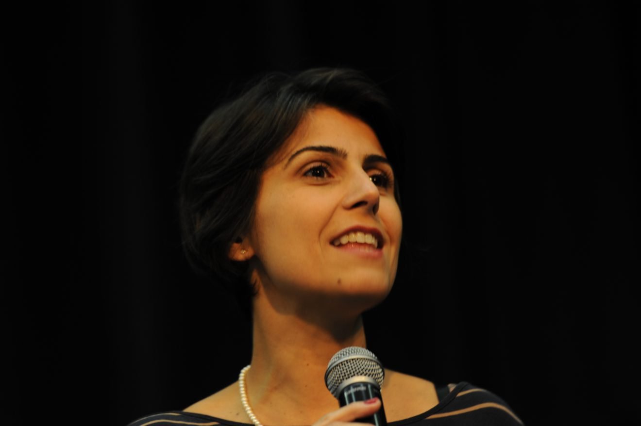 Manuela d'Ávila: temos de criar pontes no nosso campo e não bater boca